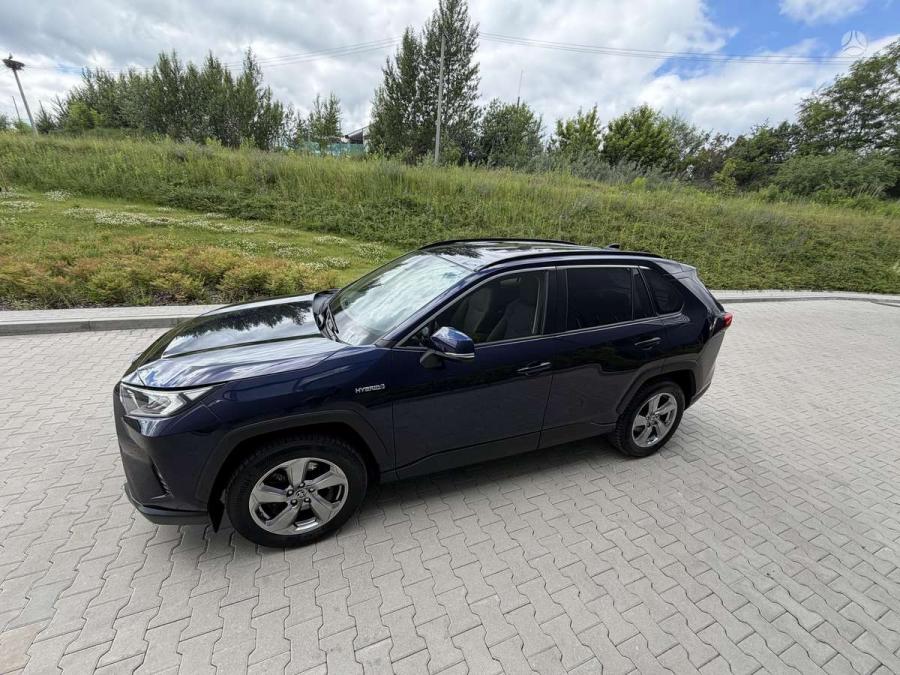 Zils Toyota RAV4 2020 Viļņa, ar dzinēja tilpumu 2.49 L un nobraukumu 65 tūkst. km par 27950 €, foto 9 vietnē AUTOMOTO.COM.LV