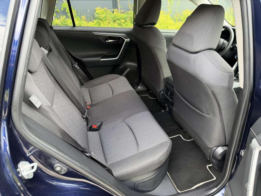 Zils Toyota RAV4 2020 Viļņa, ar dzinēja tilpumu 2.49 L un nobraukumu 65 tūkst. km par 27950 €, foto 20 vietnē AUTOMOTO.COM.LV