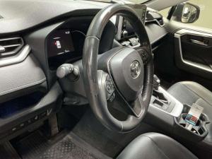 Zils Toyota RAV4 2020 Daugavpils, ar dzinēja tilpumu 2.49 L un nobraukumu 166 tūkst. km par 25750 €, foto 14 vietnē AUTOMOTO.COM.LV
