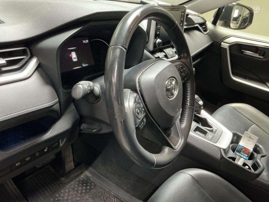 Zils Toyota RAV4 2020 Daugavpils, ar dzinēja tilpumu 2.49 L un nobraukumu 166 tūkst. km par 25750 €, foto 14 vietnē AUTOMOTO.COM.LV