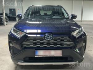 Blue Toyota RAV4 2020 in Daugavpils, with an engine capacity of 2.50 L and mileage of 166 thousand km for 25950 €, photo  on AUTOMOTO.COM.LV