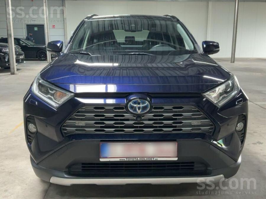 Zils Toyota RAV4 2020 Daugavpils, ar dzinēja tilpumu 2.50 L un nobraukumu 166 tūkst. km par 25950 €, foto 1 vietnē AUTOMOTO.COM.LV