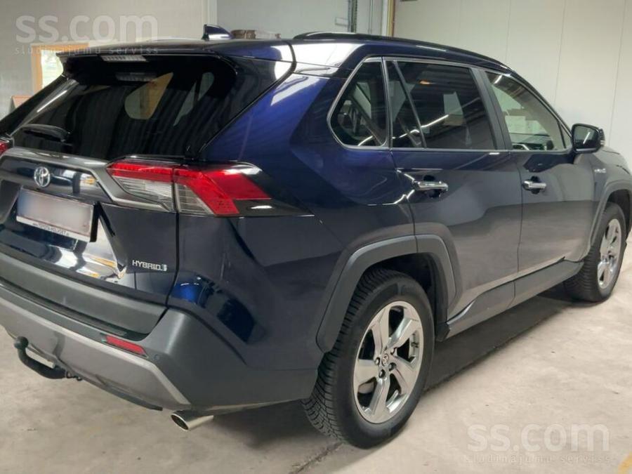 Zils Toyota RAV4 2020 Daugavpils, ar dzinēja tilpumu 2.50 L un nobraukumu 166 tūkst. km par 25950 €, foto 7 vietnē AUTOMOTO.COM.LV