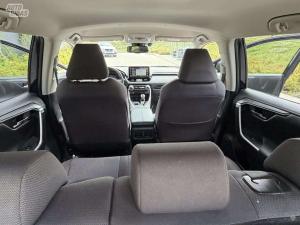 Blue Toyota RAV4 2020 in Vilnius, with an engine capacity of 2.50 L and mileage of 65 thousand km for 27950 €, photo 29 on AUTOMOTO.COM.LV