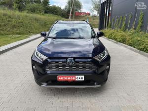 Blue Toyota RAV4 2020 in Vilnius, with an engine capacity of 2.50 L and mileage of 65 thousand km for 28500 €, photo 4 on AUTOMOTO.COM.LV
