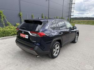 Blue Toyota RAV4 2020 in Vilnius, with an engine capacity of 2.50 L and mileage of 65 thousand km for 28500 €, photo 15 on AUTOMOTO.COM.LV