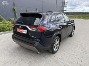 Blue Toyota RAV4 2020 in Vilnius, with an engine capacity of 2.50 L and mileage of 65 thousand km for 28500 €, photo 16 on AUTOMOTO.COM.LV