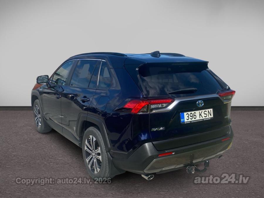 Blue Toyota RAV4 2020 in Tallinn, with an engine capacity of 2.50 L and mileage of 128 thousand km for 26000 €, photo 5 on AUTOMOTO.COM.LV