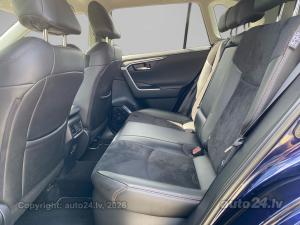 Blue Toyota RAV4 2020 in Tallinn, with an engine capacity of 2.50 L and mileage of 128 thousand km for 26000 €, photo 13 on AUTOMOTO.COM.LV