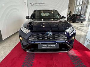 Blue Toyota RAV4 2020 in Siauliai, with an engine capacity of 2.49 L and mileage of 88 thousand km for 30900 €, photo 4 on AUTOMOTO.COM.LV
