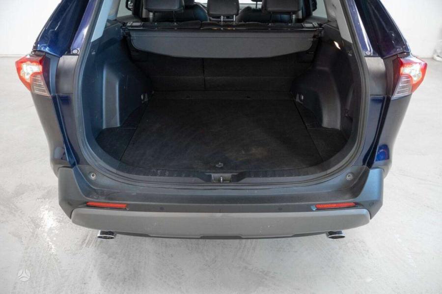 Zils Toyota RAV4 2020 Viļņa, ar dzinēja tilpumu 2.50 L un nobraukumu 170 tūkst. km par 24850 €, foto 21 vietnē AUTOMOTO.COM.LV