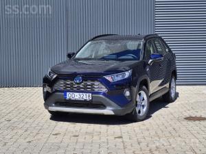 Zils Toyota RAV4 2021 Rīga, ar dzinēja tilpumu 2.50 L un nobraukumu 72 tūkst. km par 24500 €, foto 1 vietnē AUTOMOTO.COM.LV