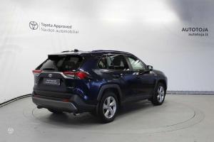 Zils Toyota RAV4 2021 Kauņa, ar dzinēja tilpumu 2.49 L un nobraukumu 122 tūkst. km par 29900 €, foto 2 vietnē AUTOMOTO.COM.LV