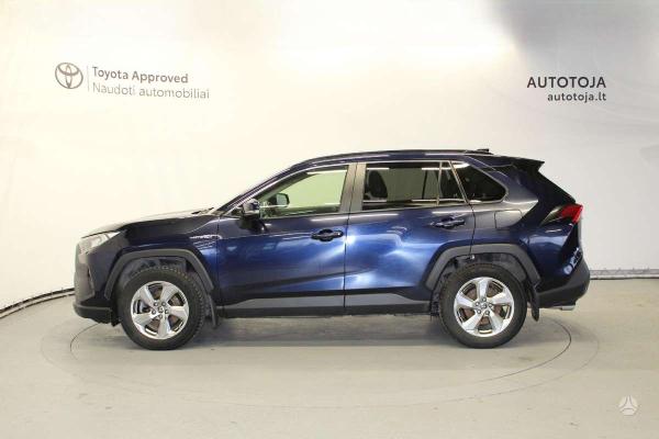Blue Toyota RAV4 2021 in Kaunas, with an engine capacity of 2.49 L and mileage of 122 thousand km for 29900 €, photo 3 on AUTOMOTO.COM.LV