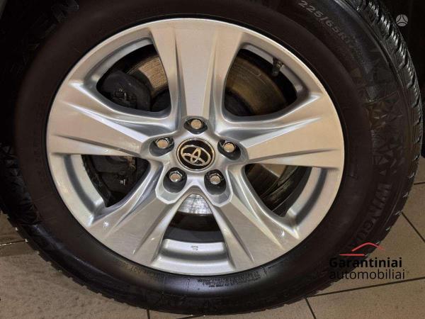 Zils Toyota RAV4 2021 Viļņa, ar dzinēja tilpumu 1.99 L un nobraukumu 85 tūkst. km par 21500 €, foto 5 vietnē AUTOMOTO.COM.LV