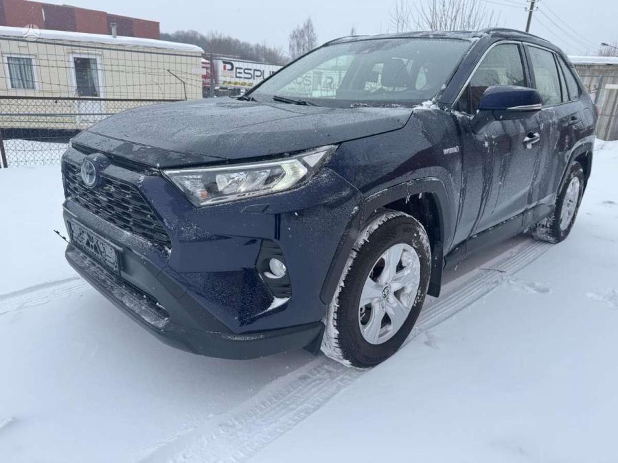 Blue Toyota RAV4 2021 in Klaipeda, with an engine capacity of 2.49 L and mileage of 210 thousand km for 15400 €, photo 1 on AUTOMOTO.COM.LV