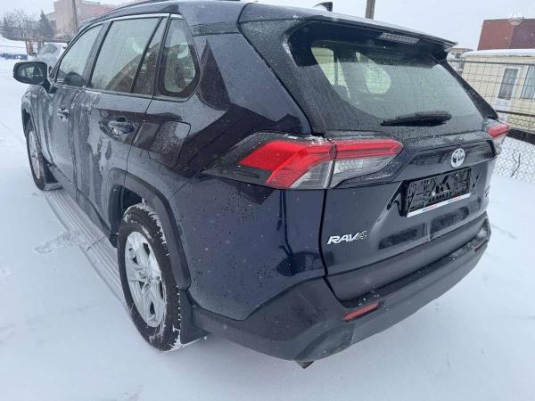 Zils Toyota RAV4 2021 Klaipėda, ar dzinēja tilpumu 2.49 L un nobraukumu 208 tūkst. km par 14600 €, foto 4 vietnē AUTOMOTO.COM.LV
