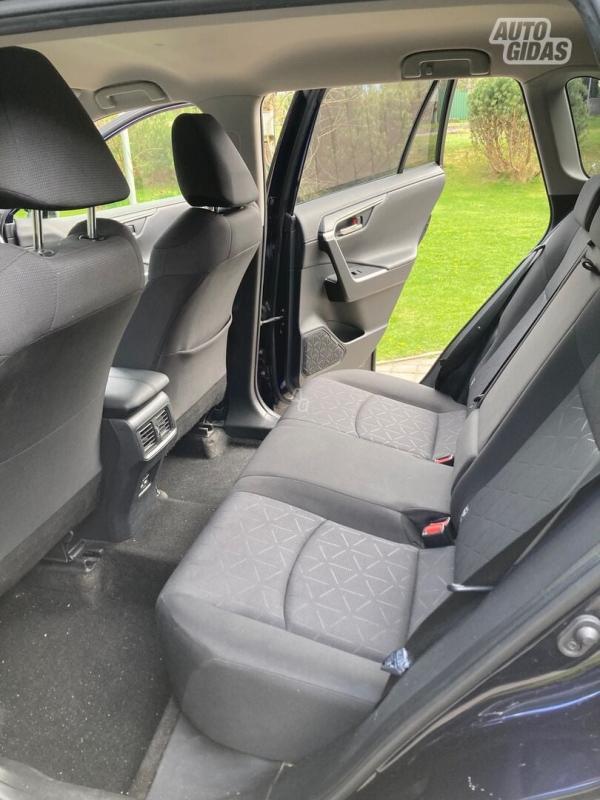 Zils Toyota RAV4 2021 Kaišiadorys, ar dzinēja tilpumu 2.00 L un nobraukumu 91 tūkst. km par 24000 €, foto 2 vietnē AUTOMOTO.COM.LV