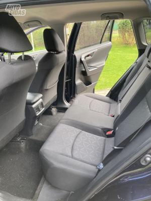 Zils Toyota RAV4 2021 Kaišiadorys, ar dzinēja tilpumu 2.00 L un nobraukumu 91 tūkst. km par 24000 €, foto 4 vietnē AUTOMOTO.COM.LV