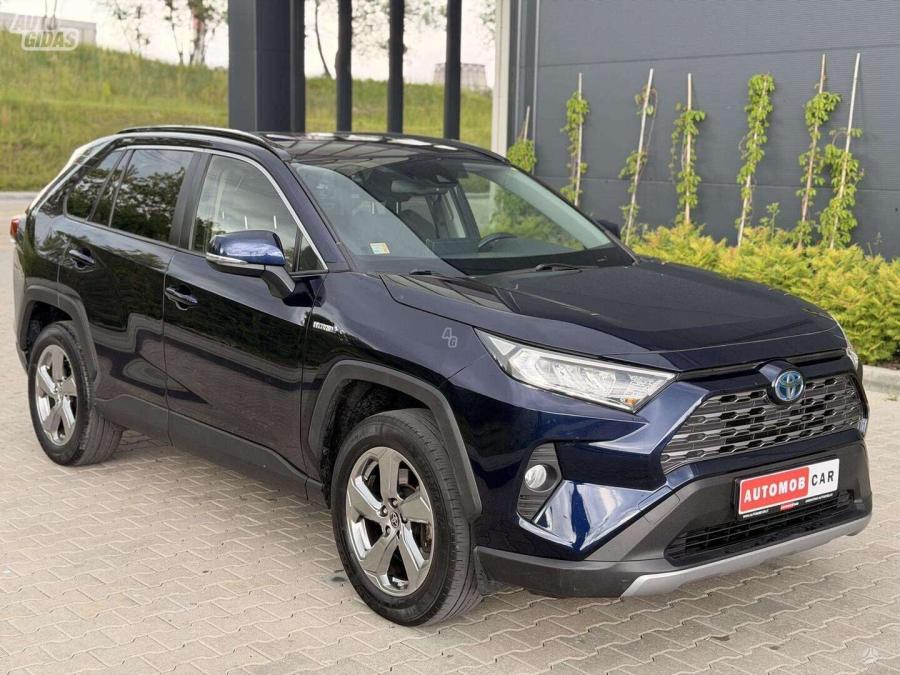 Zils Toyota RAV4 2021 Viļņa, ar dzinēja tilpumu 2.50 L un nobraukumu 85 tūkst. km par 26850 €, foto 4 vietnē AUTOMOTO.COM.LV