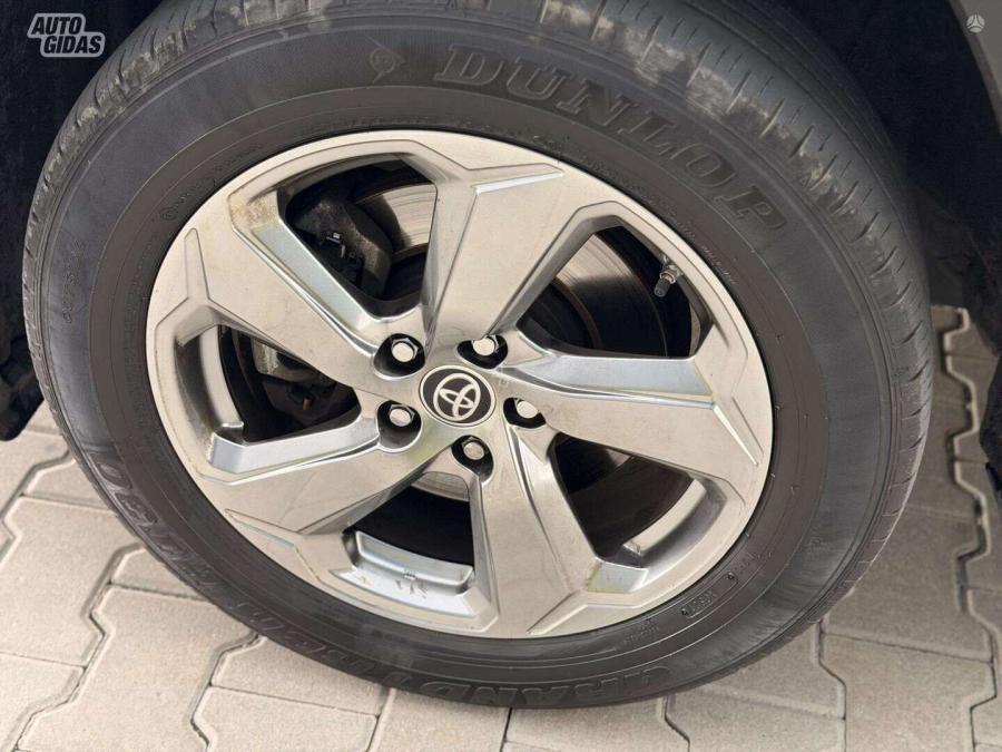 Zils Toyota RAV4 2021 Viļņa, ar dzinēja tilpumu 2.50 L un nobraukumu 85 tūkst. km par 26850 €, foto 11 vietnē AUTOMOTO.COM.LV