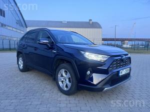Zils Toyota RAV4 2021 Rīga, ar dzinēja tilpumu 2.50 L un nobraukumu 136 tūkst. km par 23900 €, foto 3 vietnē AUTOMOTO.COM.LV