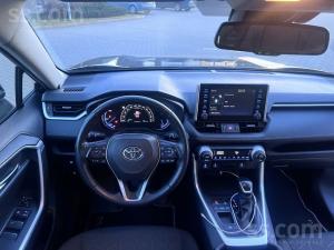 Zils Toyota RAV4 2021 Rīga, ar dzinēja tilpumu 2.50 L un nobraukumu 136 tūkst. km par 23900 €, foto 13 vietnē AUTOMOTO.COM.LV