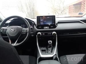 Синий Тойота РАВ 4 2021 в Даугавпилс, объемом двигателя 2.00 л и пробегом 33 тыс. км за 26000 €, фото 8 на AUTOMOTO.COM.LV