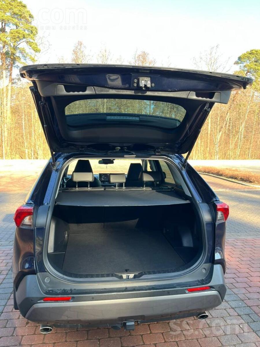 Zils Toyota RAV4 2021 Ventspils, ar dzinēja tilpumu 2.50 L un nobraukumu 82 tūkst. km par 26700 €, foto 9 vietnē AUTOMOTO.COM.LV
