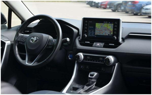 Zils Toyota RAV4 2021 Viļņa, ar dzinēja tilpumu 2.49 L un nobraukumu 150 tūkst. km par 24200 €, foto 10 vietnē AUTOMOTO.COM.LV