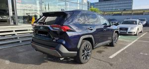 Blue Toyota RAV4 2021 in Vilnius, with an engine capacity of 2.49 L and mileage of 77 thousand km for 32850 €, photo 6 on AUTOMOTO.COM.LV