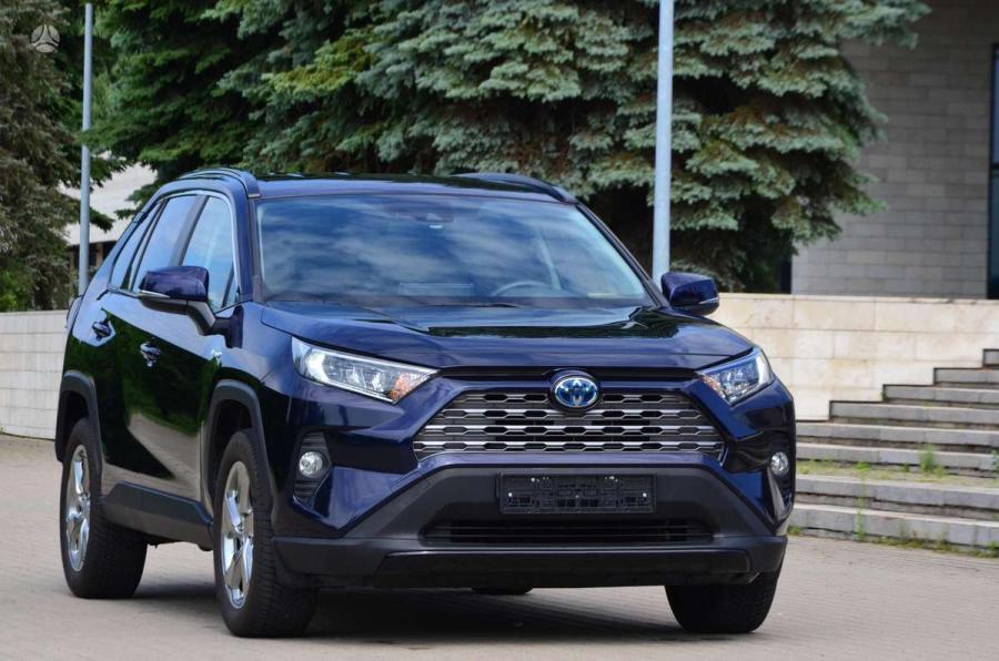 Zils Toyota RAV4 2021 Viļņa, ar dzinēja tilpumu 2.49 L un nobraukumu 150 tūkst. km par 24000 €, foto 4 vietnē AUTOMOTO.COM.LV