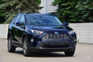 Zils Toyota RAV4 2021 Viļņa, ar dzinēja tilpumu 2.49 L un nobraukumu 150 tūkst. km par 24000 €, foto 18 vietnē AUTOMOTO.COM.LV