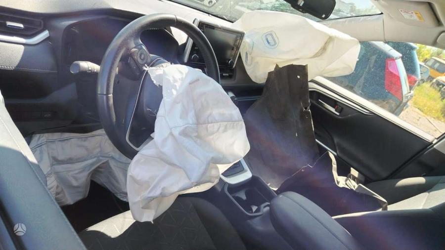 Zils Toyota RAV4 2021 Kauņa, ar dzinēja tilpumu 2.49 L un nobraukumu 90 tūkst. km par 10700 €, foto 5 vietnē AUTOMOTO.COM.LV