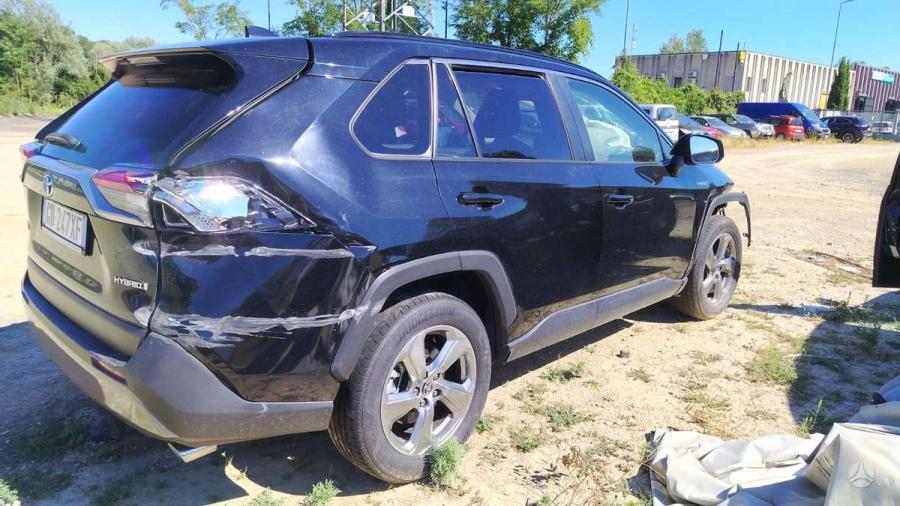 Zils Toyota RAV4 2021 Kauņa, ar dzinēja tilpumu 2.49 L un nobraukumu 90 tūkst. km par 10700 €, foto 8 vietnē AUTOMOTO.COM.LV