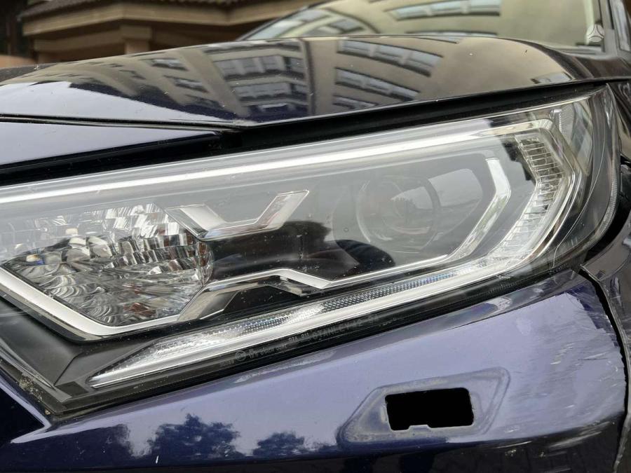 Zils Toyota RAV4 2021 Viļņa, ar dzinēja tilpumu 2.49 L un nobraukumu 116 tūkst. km par 25000 €, foto 26 vietnē AUTOMOTO.COM.LV