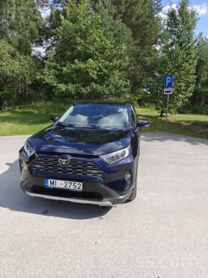 Zils Toyota RAV4 2021 Jūrmala, ar dzinēja tilpumu 2.00 L un nobraukumu 87 tūkst. km par 27200 €, foto 4 vietnē AUTOMOTO.COM.LV
