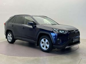 Zils Toyota RAV4 2021 Panevēža, ar dzinēja tilpumu 1.99 L un nobraukumu 100 tūkst. km par 25990 €, foto 4 vietnē AUTOMOTO.COM.LV