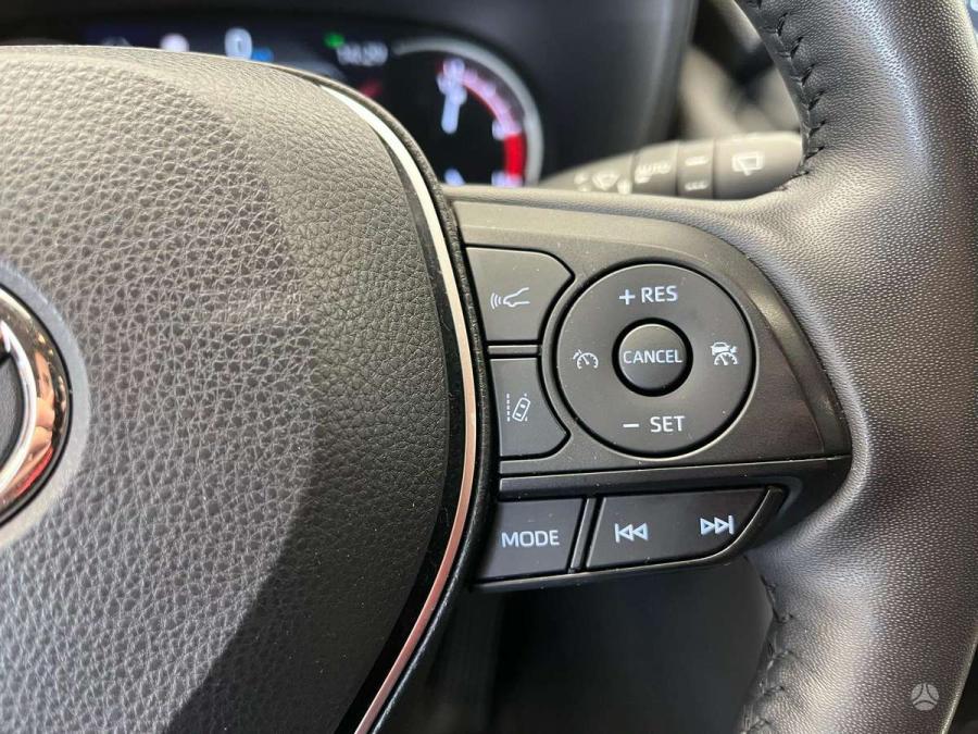Zils Toyota RAV4 2021 Panevēža, ar dzinēja tilpumu 1.99 L un nobraukumu 100 tūkst. km par 25990 €, foto 23 vietnē AUTOMOTO.COM.LV