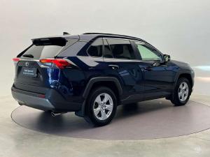Zils Toyota RAV4 2021 Panevēža, ar dzinēja tilpumu 1.99 L un nobraukumu 100 tūkst. km par 25990 €, foto 36 vietnē AUTOMOTO.COM.LV