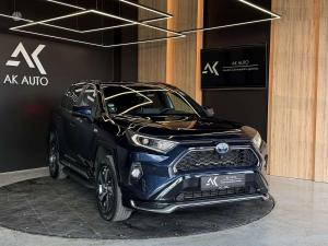 Blue Toyota RAV4 2021 in Kaunas, with an engine capacity of 2.49 L and mileage of 141 thousand km for 29890 €, photo 4 on AUTOMOTO.COM.LV