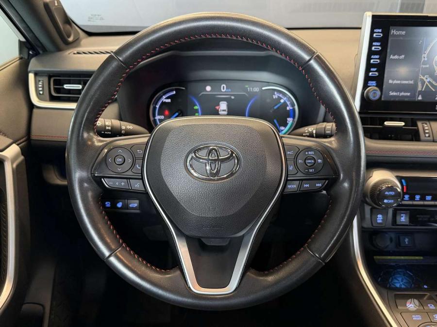Blue Toyota RAV4 2021 in Kaunas, with an engine capacity of 2.49 L and mileage of 141 thousand km for 29890 €, photo 15 on AUTOMOTO.COM.LV