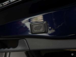 Blue Toyota RAV4 2021 in Kaunas, with an engine capacity of 2.49 L and mileage of 141 thousand km for 29890 €, photo 27 on AUTOMOTO.COM.LV