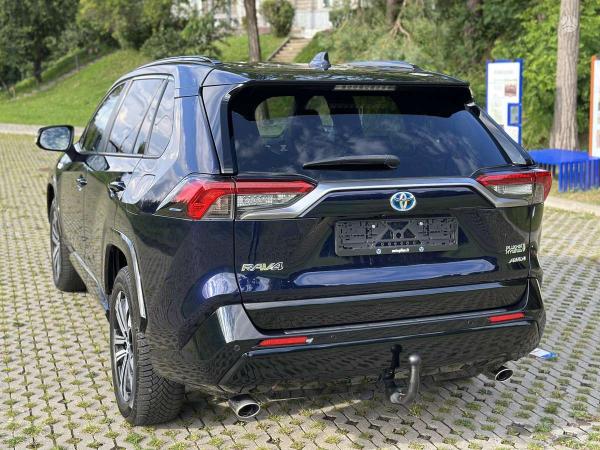 Zils Toyota RAV4 2021 Kauņa, ar dzinēja tilpumu 2.49 L un nobraukumu 187 tūkst. km par 27950 €, foto 3 vietnē AUTOMOTO.COM.LV