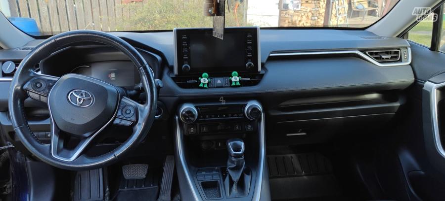 Zils Toyota RAV4 2021 Kauņa, ar dzinēja tilpumu 2.00 L un nobraukumu 146 tūkst. km par 20000 €, foto 5 vietnē AUTOMOTO.COM.LV