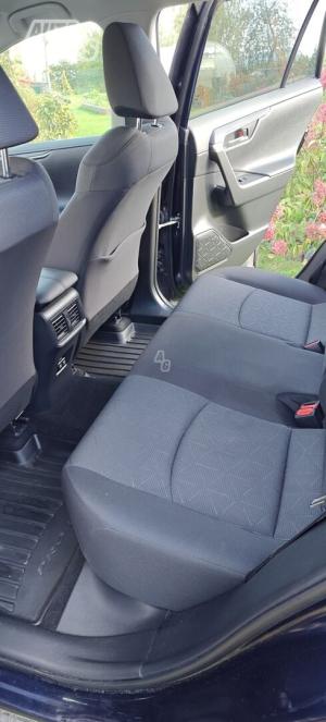 Zils Toyota RAV4 2021 Kauņa, ar dzinēja tilpumu 2.00 L un nobraukumu 146 tūkst. km par 20000 €, foto 7 vietnē AUTOMOTO.COM.LV