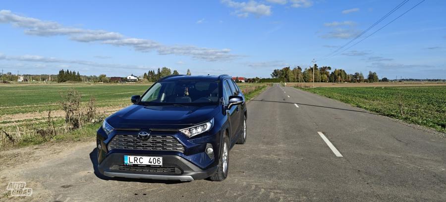 Zils Toyota RAV4 2021 Kauņa, ar dzinēja tilpumu 2.00 L un nobraukumu 146 tūkst. km par 20000 €, foto 10 vietnē AUTOMOTO.COM.LV