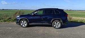 Zils Toyota RAV4 2021 Kauņa, ar dzinēja tilpumu 2.00 L un nobraukumu 146 tūkst. km par 20000 €, foto 14 vietnē AUTOMOTO.COM.LV