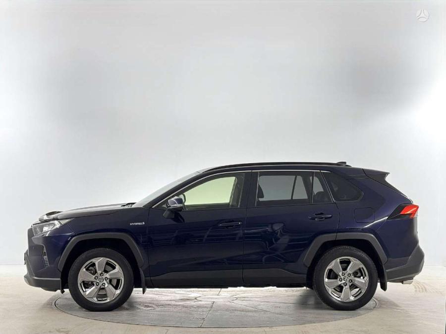 Zils Toyota RAV4 2022 Viļņa, ar dzinēja tilpumu 2.49 L un nobraukumu 64 tūkst. km par 32900 €, foto 4 vietnē AUTOMOTO.COM.LV