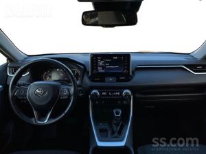 Zils Toyota RAV4 2022 Rīga, ar dzinēja tilpumu 2.00 L un nobraukumu 87 tūkst. km par 26490 €, foto 8 vietnē AUTOMOTO.COM.LV